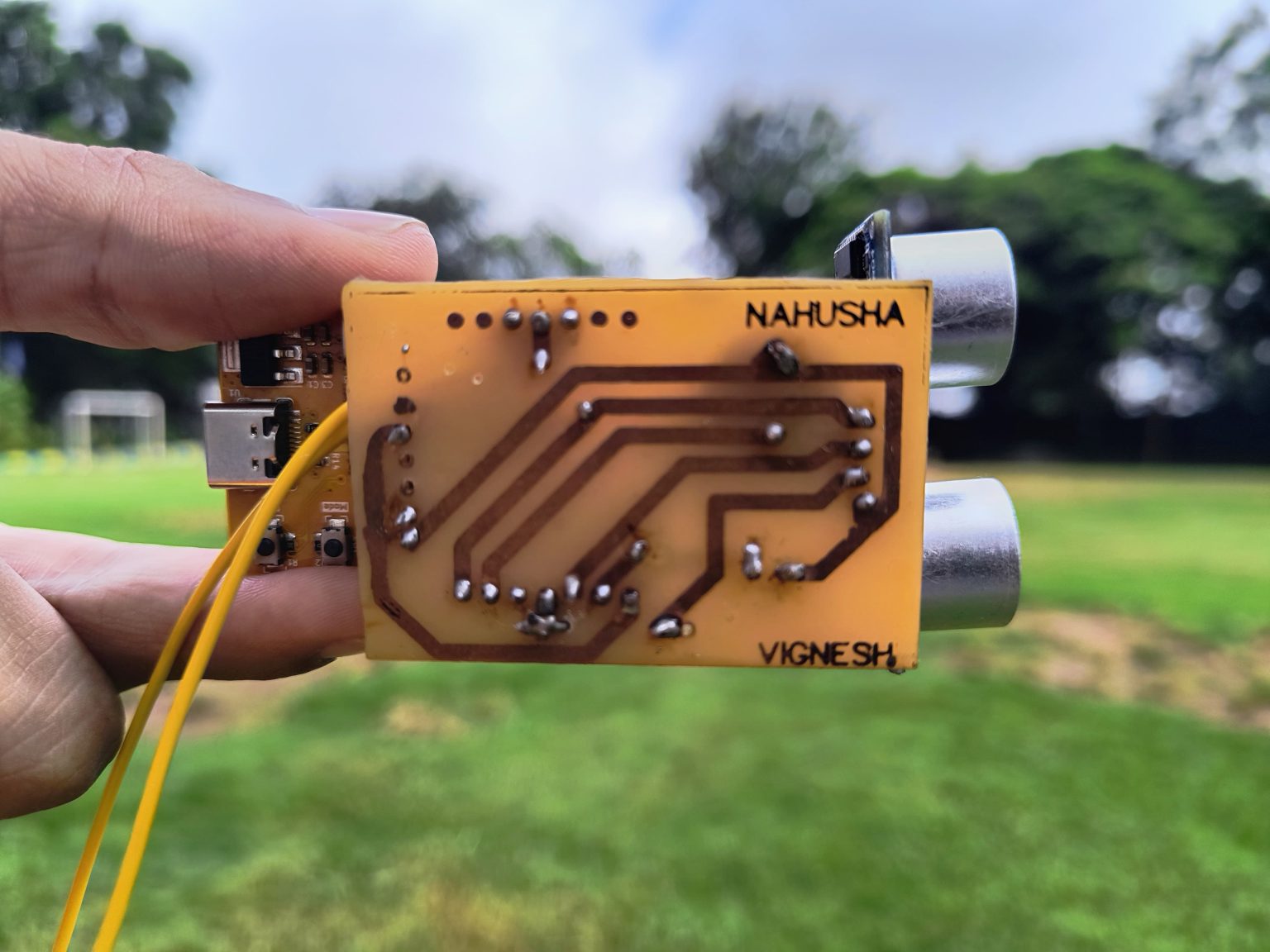 Advanced Easy to use Burgler Alarm - VLSI System Design